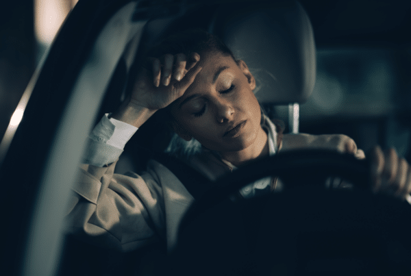 Driving At Night - 10 Essential Tips To Stay Safe In The Dark